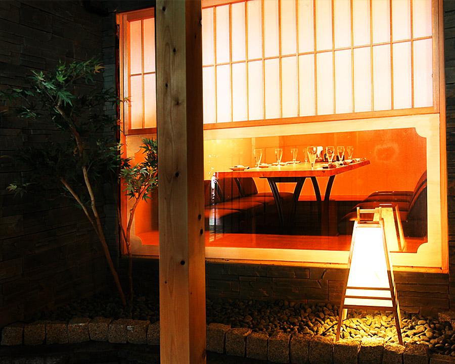 和みと美食・新感覚ジャパネスク Ryoutei 田町店